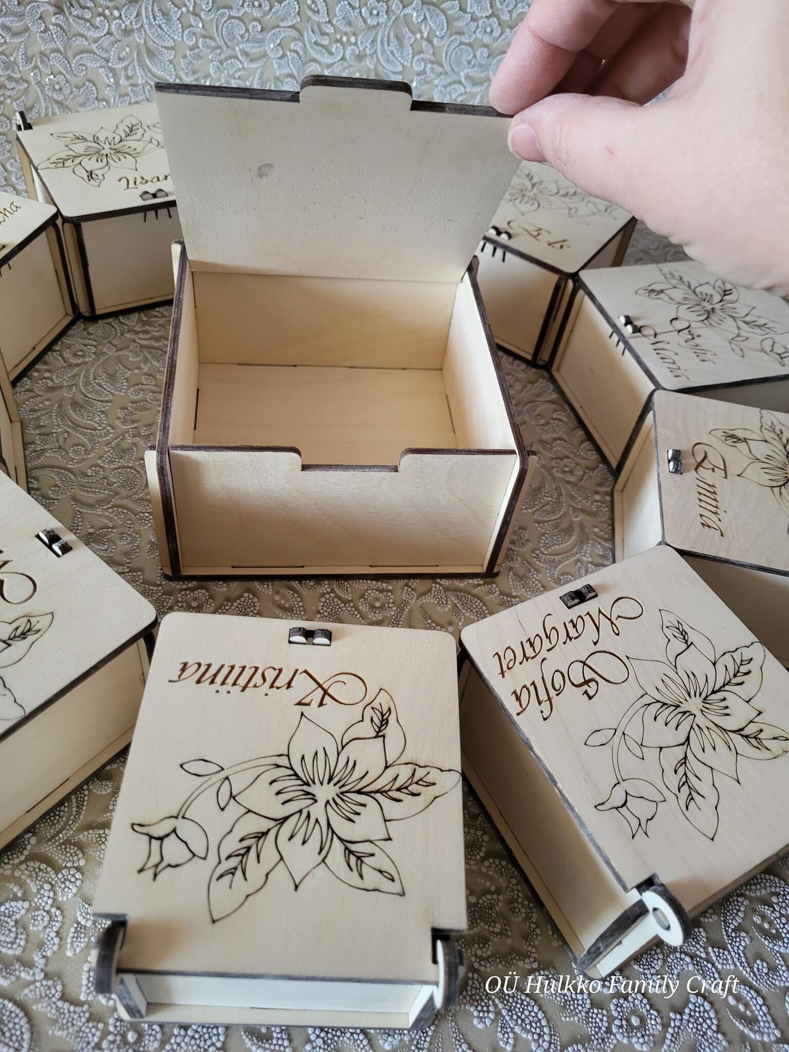 puidust meeneid ja suveniirid – Ahcraft